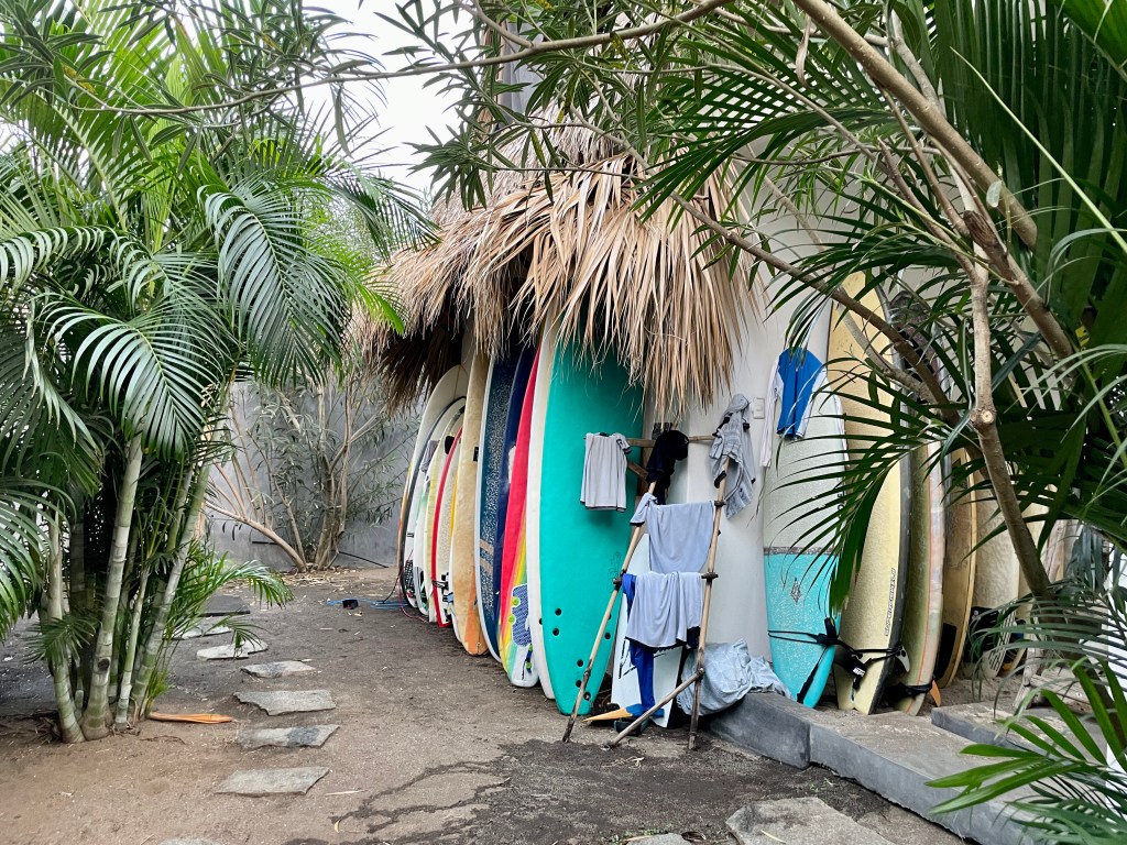 Les essentiels à El Paredon, Guatemala | Surfer girl around the world