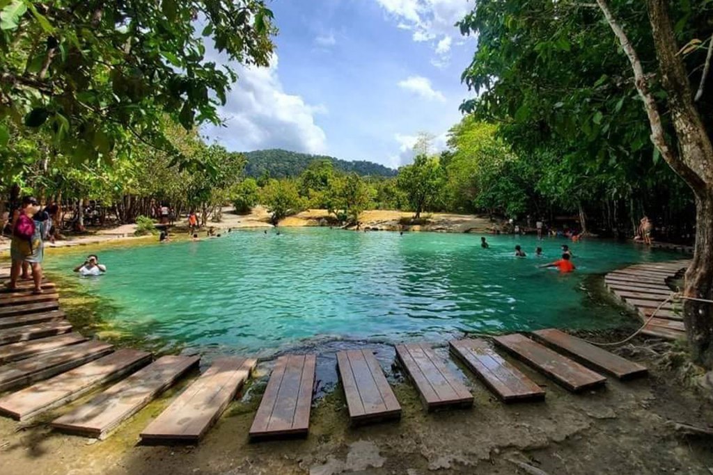 Guide Complet de Krabi : Que faire et que voir | Surfer girl around the ...